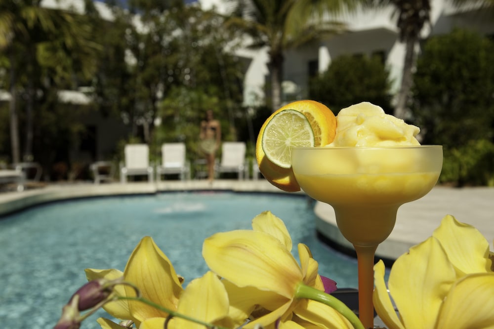 Santa Maria Suites in Key West | Best Rates & Deals on Orbitz