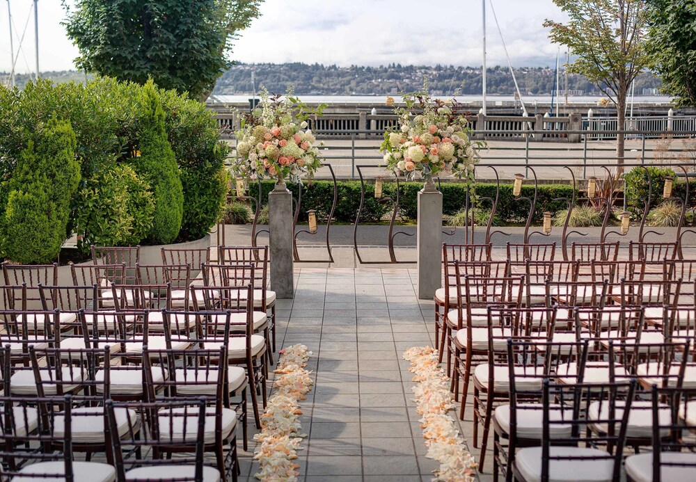 Seattle Marriott Waterfront (Seattle, USA) | Expedia