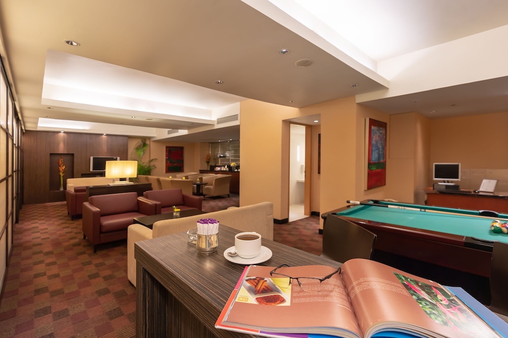 Cinnamon Grand Colombo in Colombo | Best Rates & Deals on Orbitz