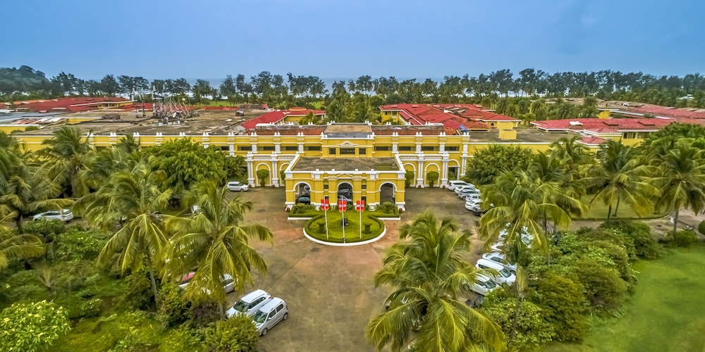 The LaLiT Golf & Spa Resort Goa (Chauri) – 2019 Hotel Prices | Expedia ...