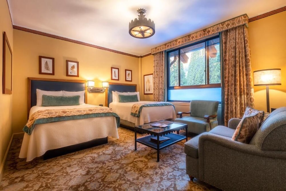 The Ahwahnee, Yosemite National Park: Room Prices & Reviews | Travelocity