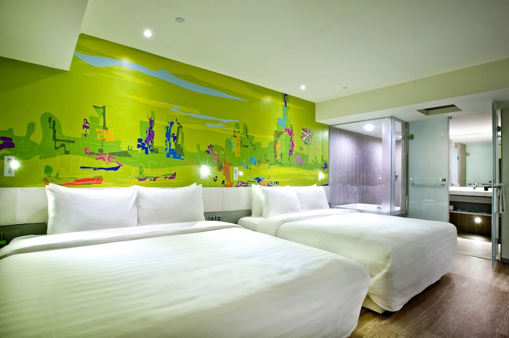 FX INN Kaohsiung Zhonghua Road Branch in Kaohsiung | Best Rates & Deals ...