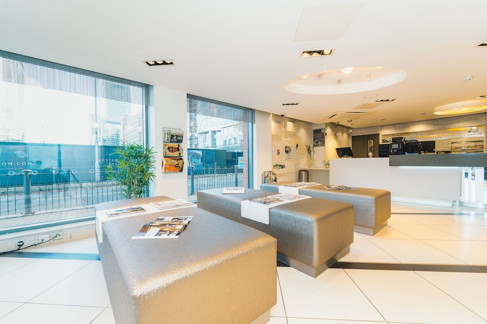 Point A Hotel - London, Canary Wharf: AU$116 Deals & Reviews (London ...