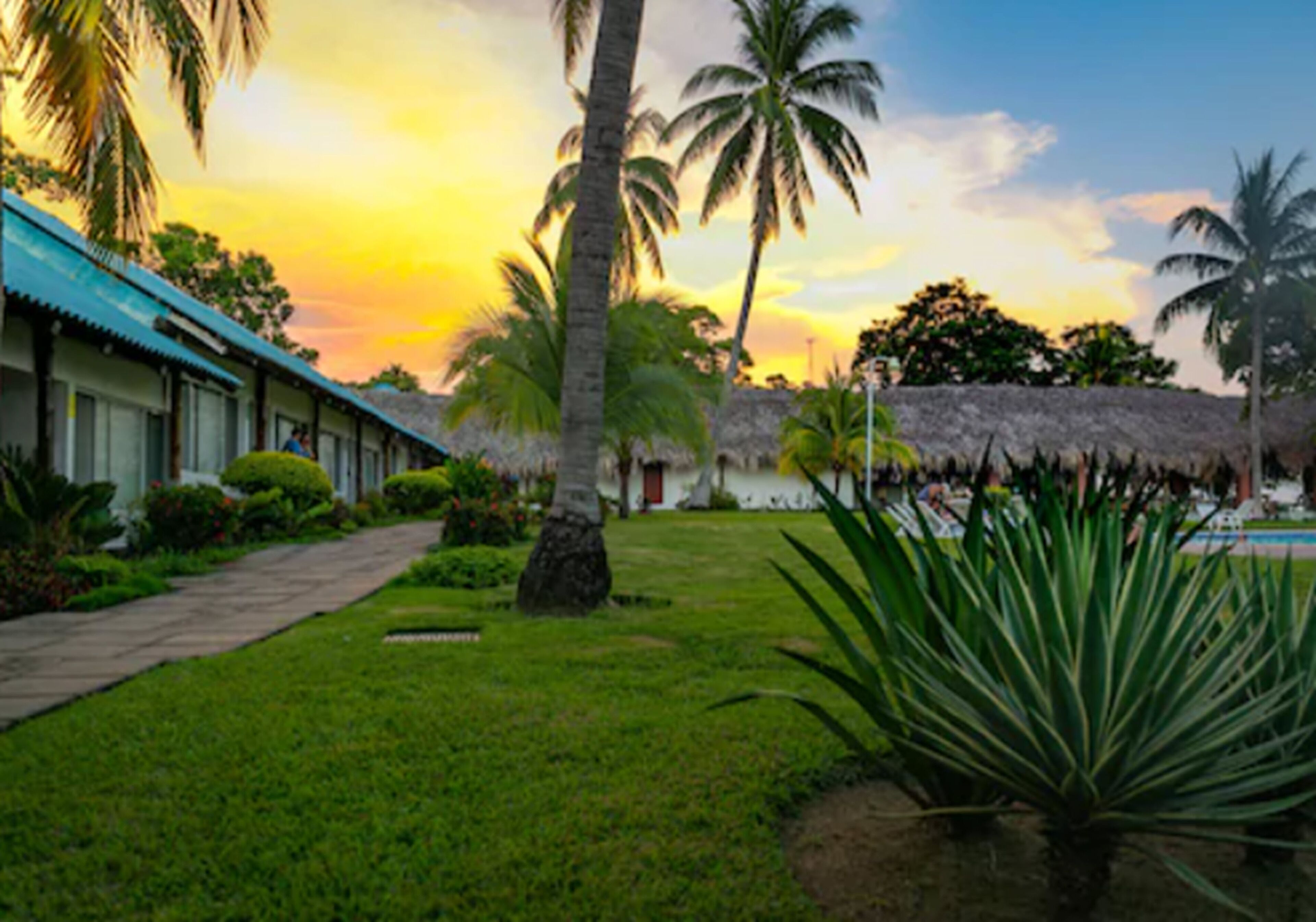 Atami Escape Resort in Tamanique, El Salvador | Expedia