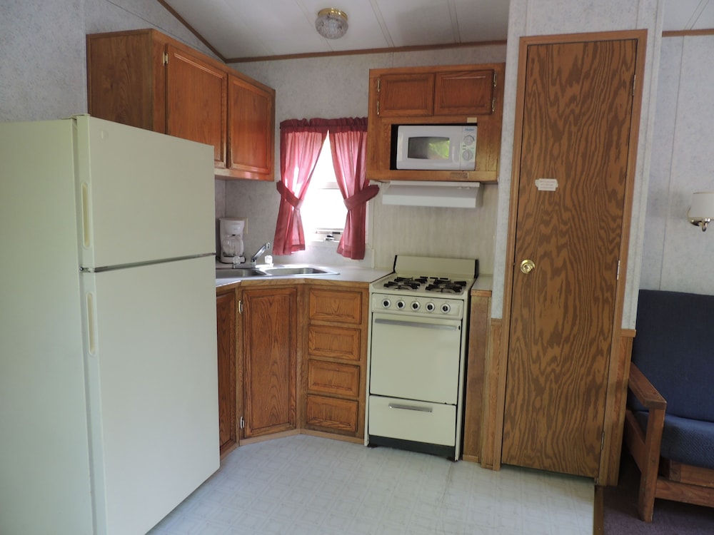 Timothy Lake South RV - Campground: Deals & Reviews (East Stroudsburg ...