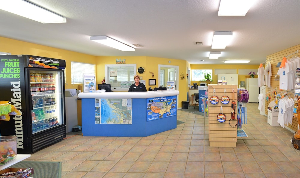 Crystal Isles RV Resort in Crystal River | Best Rates & Deals on Orbitz