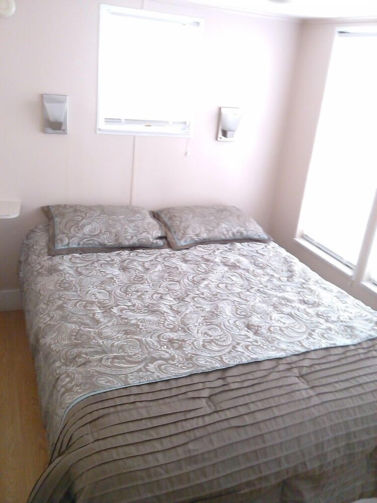 Crystal Isles RV Resort in Crystal River | Best Rates & Deals on Orbitz