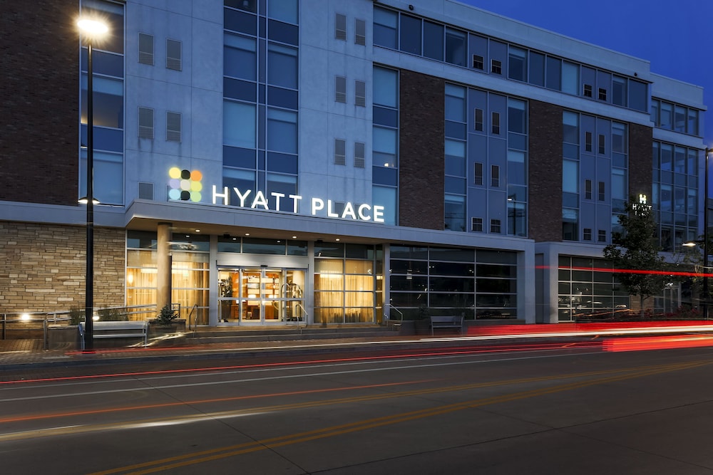 Hyatt Place Boulder/Pearl Street, Boulder: $106 Room Prices & Reviews ...