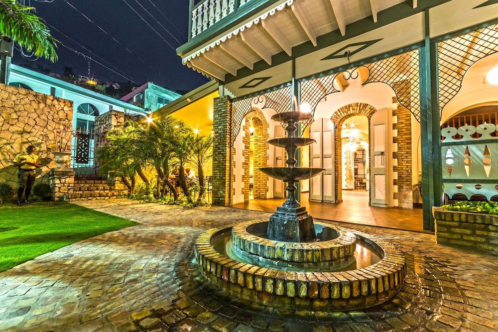 Kinam Hotel in Port-au-Prince | Best Rates & Deals on Orbitz