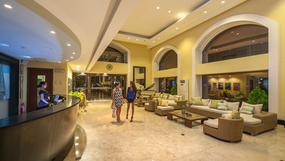 The Lighthouse Marina Resort, Olongapo: $134 Room Prices & Reviews ...