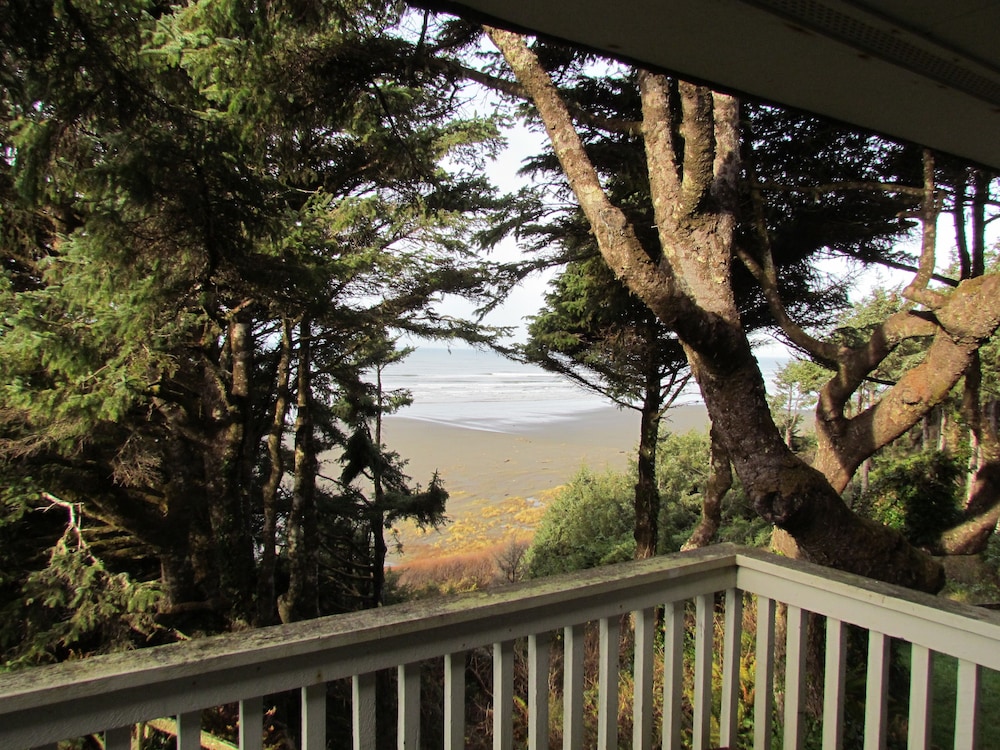 Ocean Crest Resort, Moclips: $97 Room Prices & Reviews | Travelocity