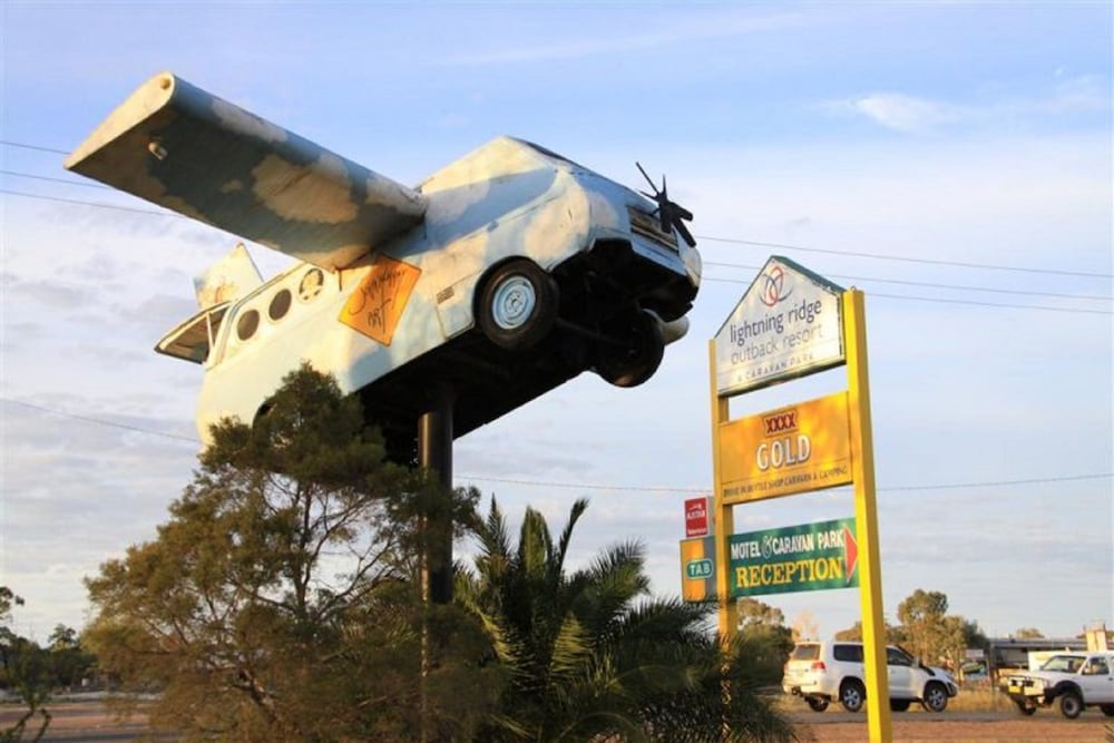 Lightning Ridge Outback Resort & Caravan Park: AU$175 Deals & Reviews ...