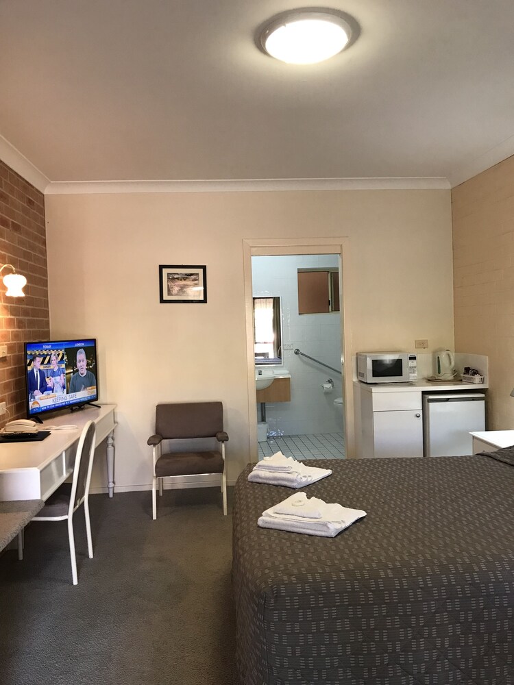 Country Gardens Motor Inn: Deals & Reviews (Cowra, AUS) | Wotif