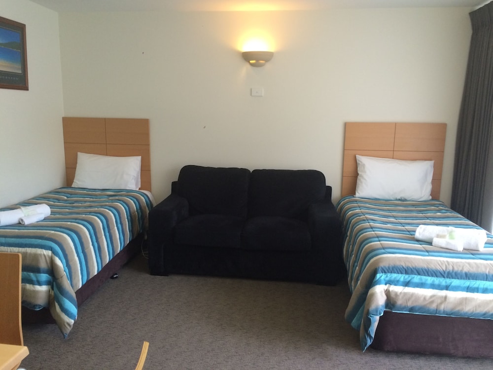 Seahorse Motel in Cowes | Best Rates & Deals on Orbitz