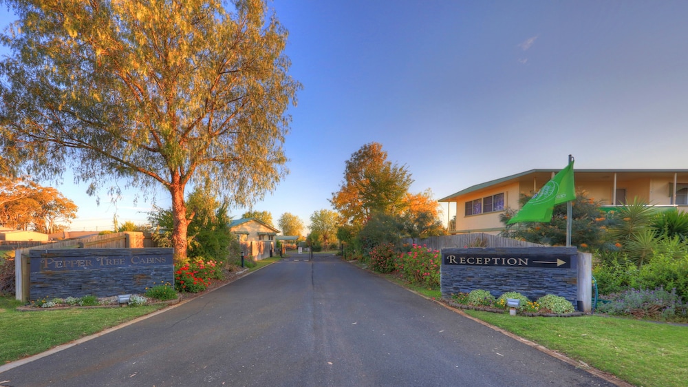 Pepper Tree Cabins: Deals & Reviews (Kingaroy, AUS) | Wotif