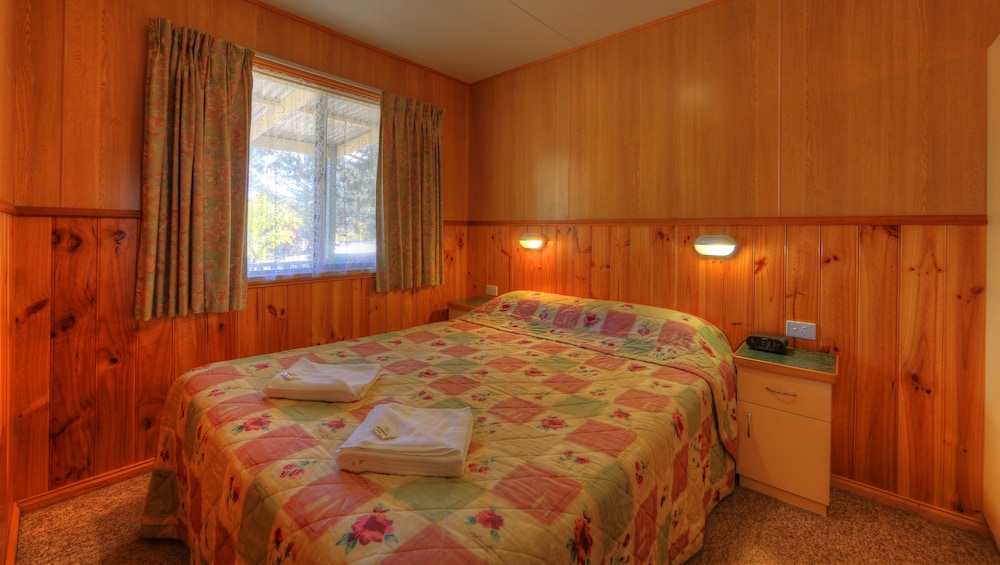 Beechworth Lake Sambell Caravan Park, Australia | Australian Accommodation