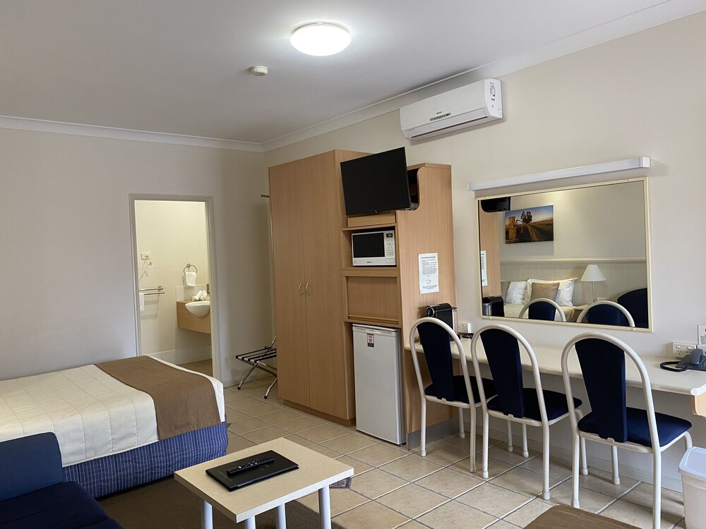 Dalby Mid Town Motor Inn in Dalby | Best Rates & Deals on Orbitz