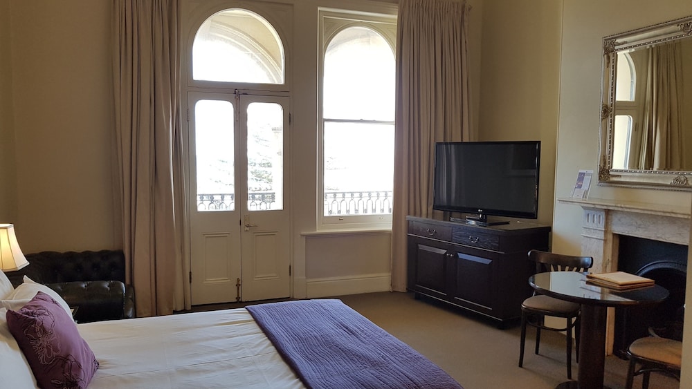 Largs Pier Hotel Motel: AU$159 Deals & Reviews (Adelaide, AUS) | Wotif