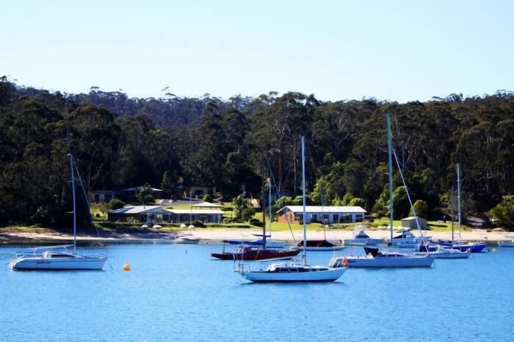 Quarantine Bay Beach Cottages, Australia | Australian Accommodation