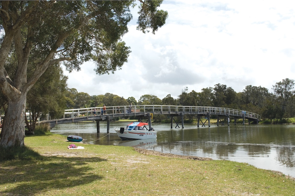 Budgewoi Holiday Park, Australia | Australian Accommodation