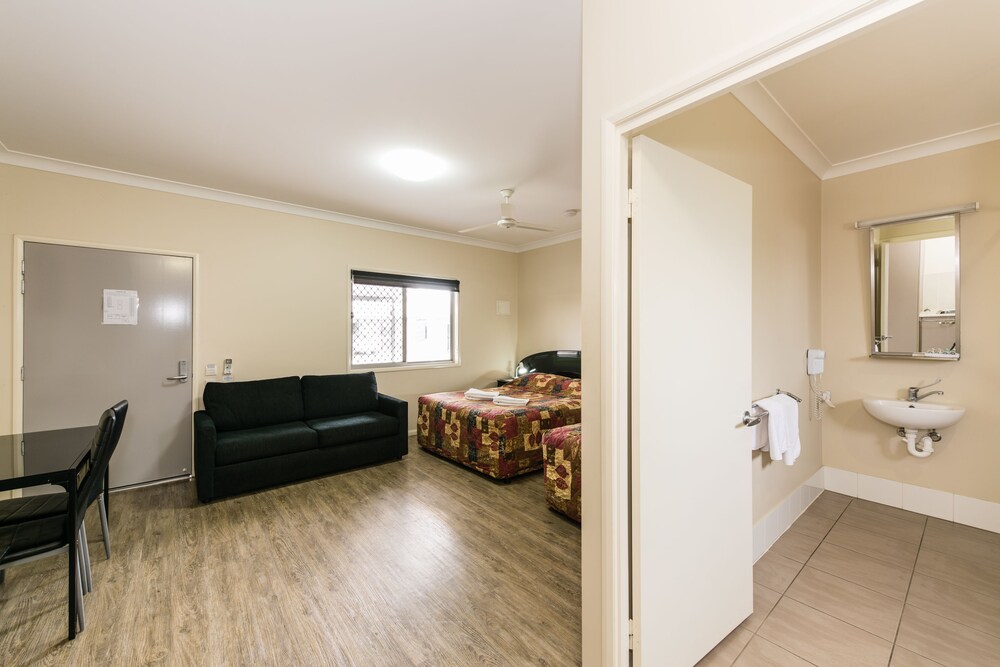 Athena Studio Units: AU$147 Deals & Reviews (Roma, AUS) | Wotif