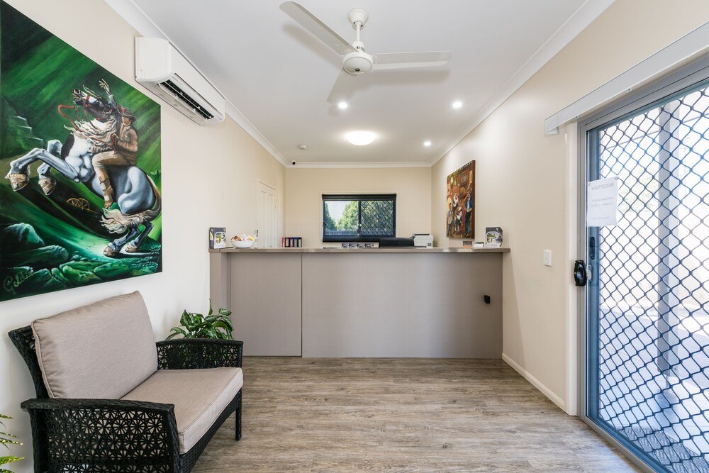 Athena Studio Units: AU$147 Deals & Reviews (Roma, AUS) | Wotif