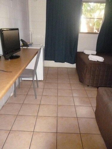 Tieri Hotel Motel: Deals & Reviews (Tieri, AUS) | Wotif