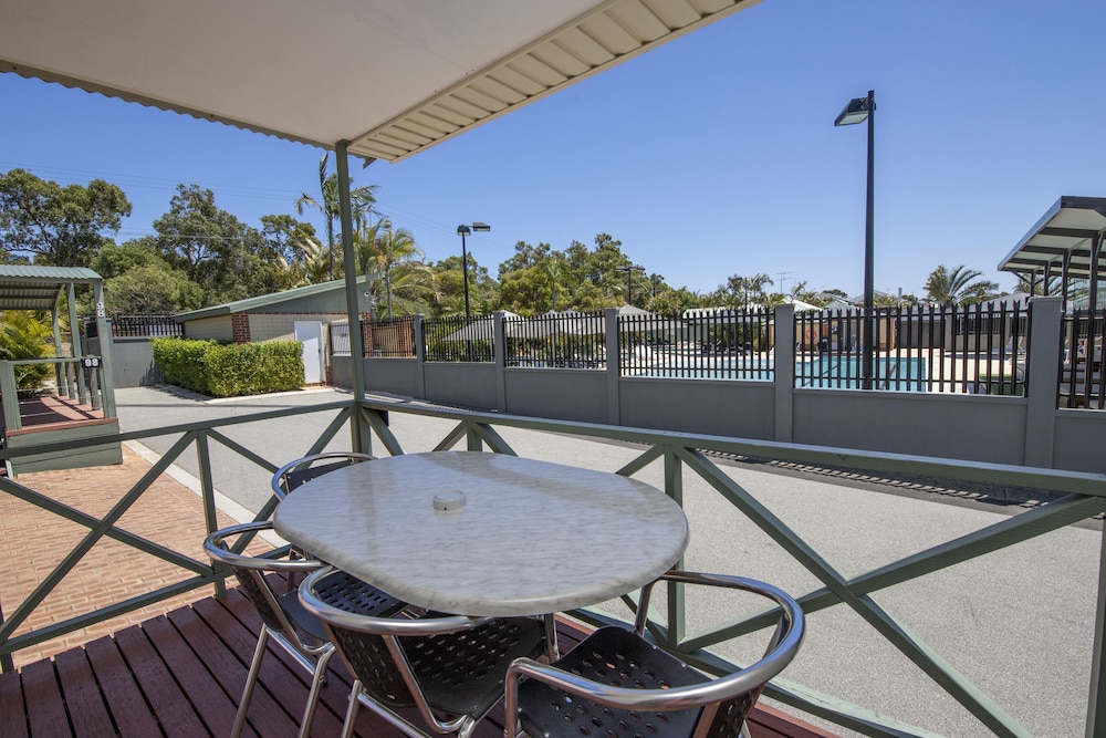 Karrinyup Waters Resort Perth, AUS - Best Price Guarantee | lastminute ...