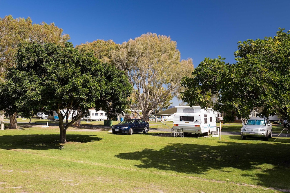 Kirra Beach Tourist Park, Gold Coast: Room Prices & Reviews | Travelocity