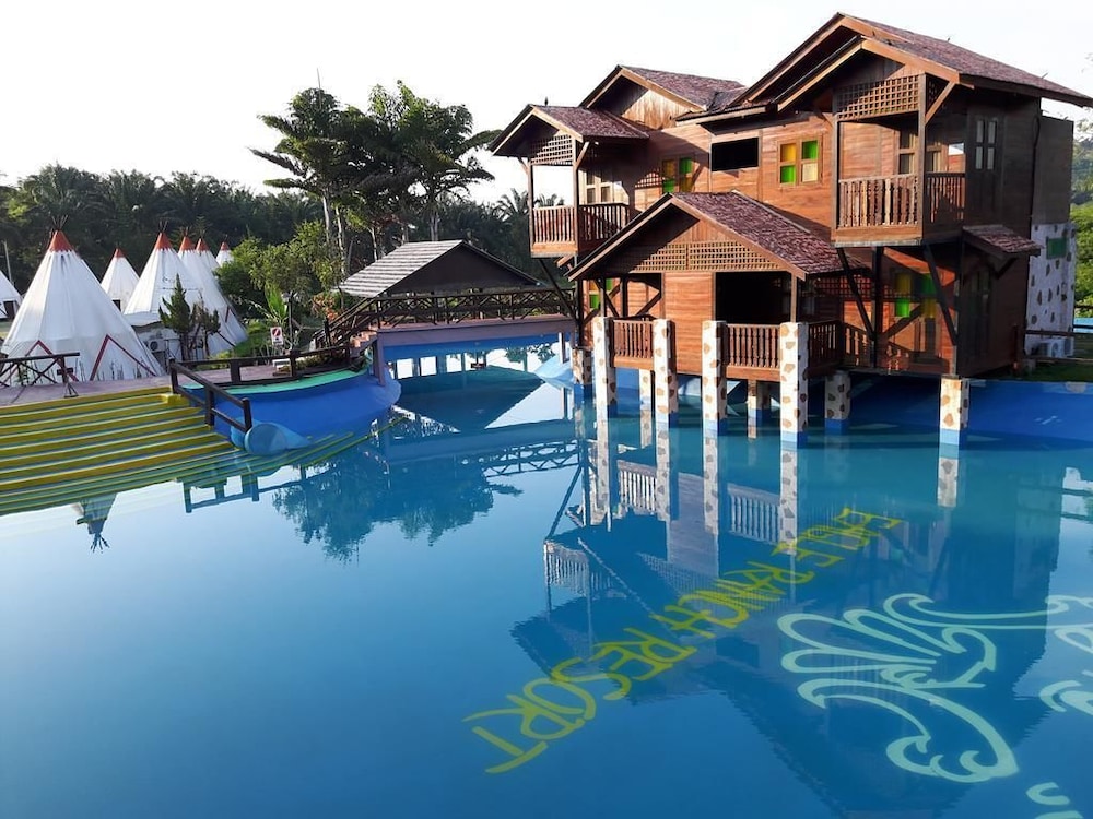 Eagle Ranch Resort in Port Dickson | Best Rates & Deals on Orbitz