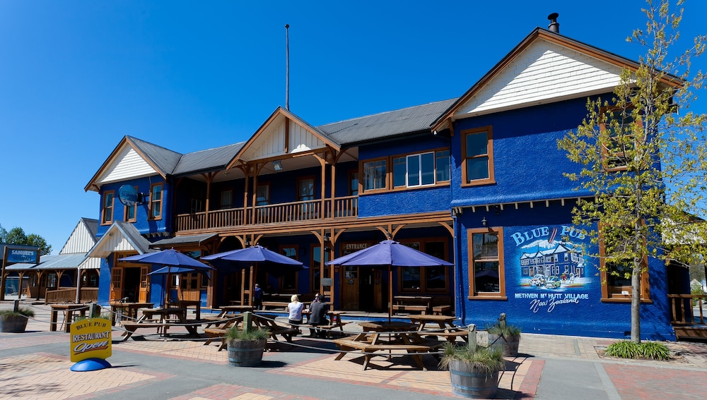 The Blue Pub: NZ$77 Deals & Reviews (Methven, NZL) | Wotif