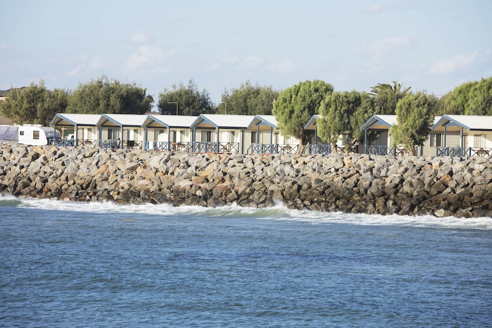 BIG4 Dongara Denison Beach Holiday Park: AU$157 Rooms, Reviews & Deals ...
