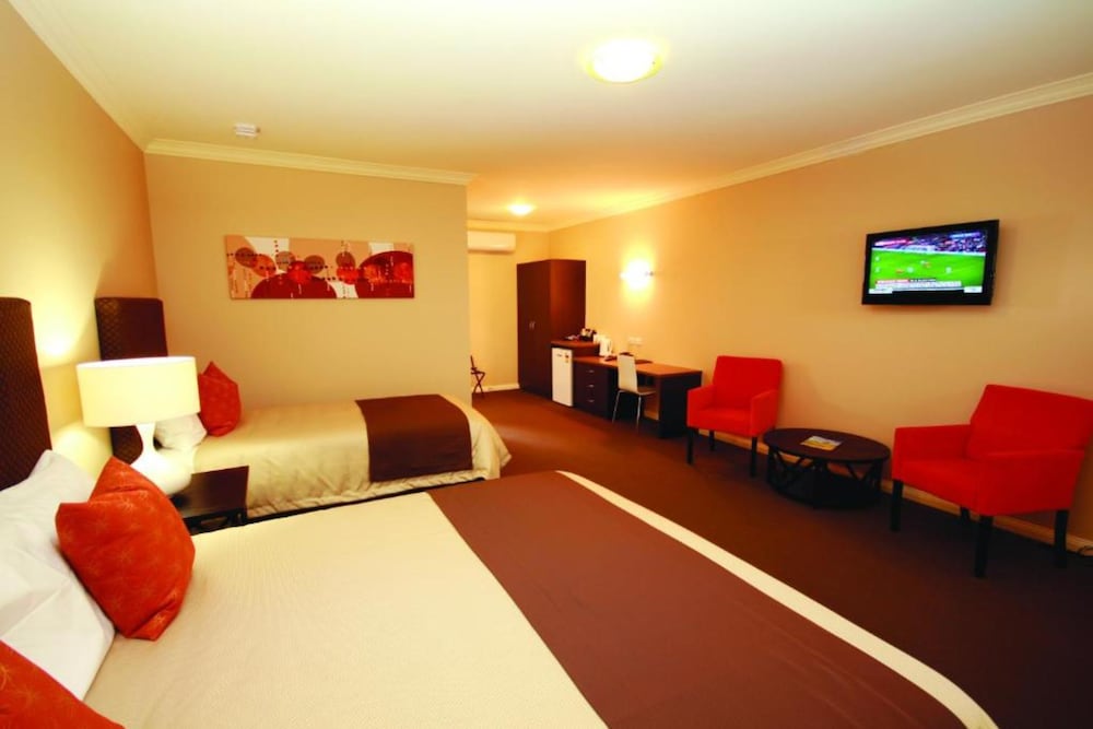 Sundowner Motel Hotel: AU$136 Deals & Reviews (Whyalla, AUS) | Wotif