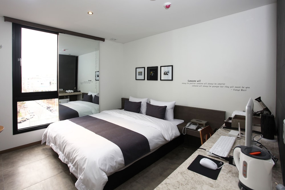 S& Hotel in Daejeon | Best Rates & Deals on Orbitz