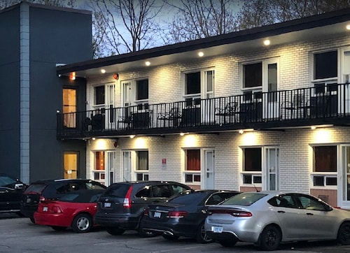 Book The Best Hotels in Parry Sound for 2022 | Expedia.ca