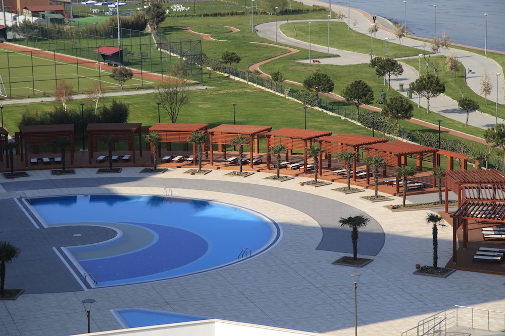 Kolin Hotel Spa & Convention Center in Çanakkale | Best Rates & Deals ...