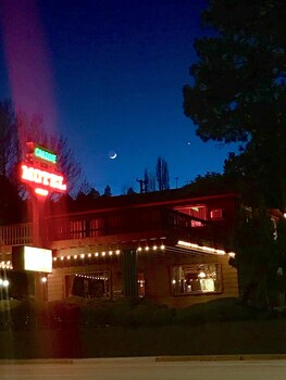 Caboose Motel, Durango: $64 Room Prices & Reviews | Travelocity