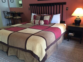 Caboose Motel, Durango: $64 Room Prices & Reviews | Travelocity