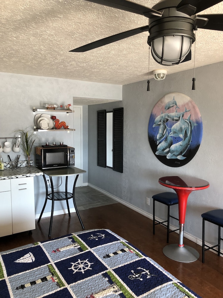 Capri Beach Hotel in Corpus Christi | Best Rates & Deals on Orbitz