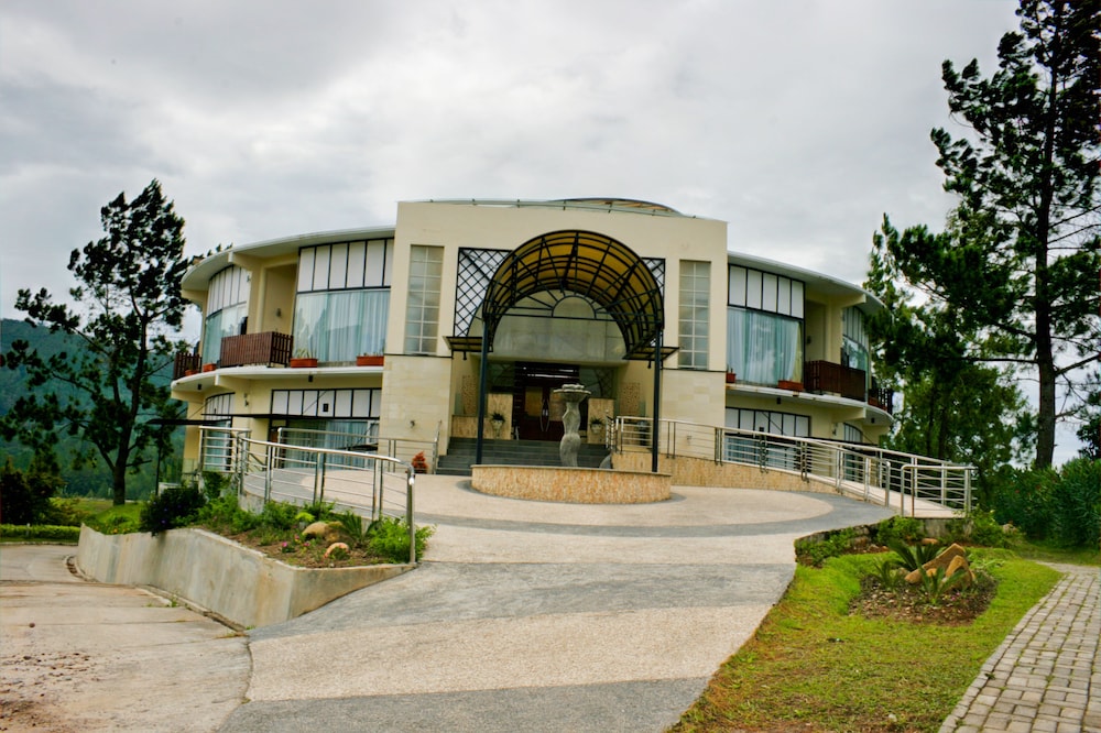 Taman Simalem Resort in Merek | Best Rates & Deals on Orbitz