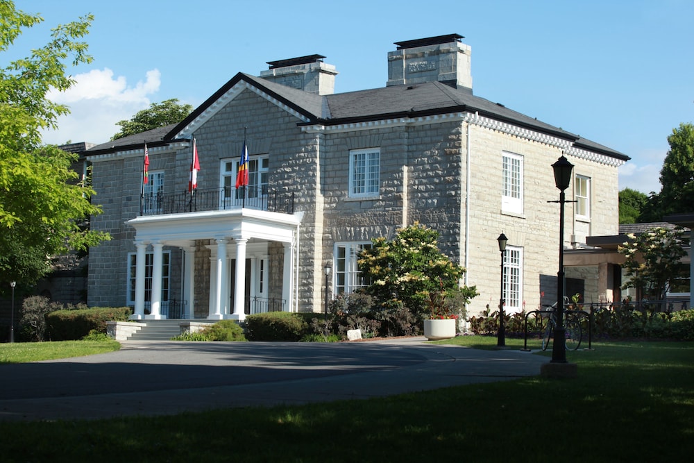 Donald Gordon Hotel and Conference Centre in Kingston | Best Rates ...