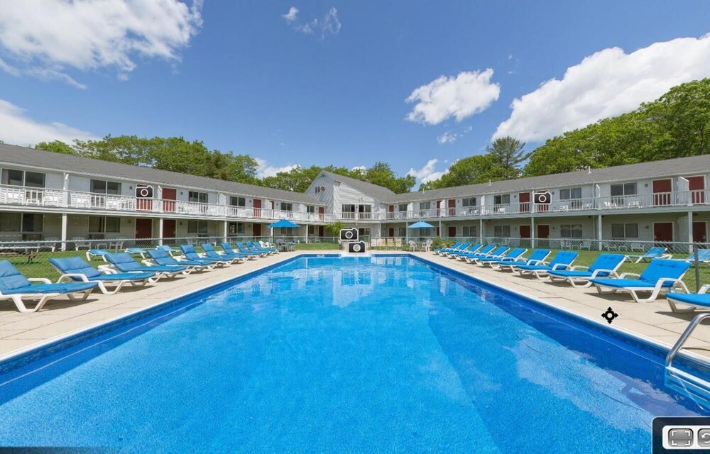 The Rhumb Line Resort, Kennebunkport: $129 Room Prices & Reviews ...