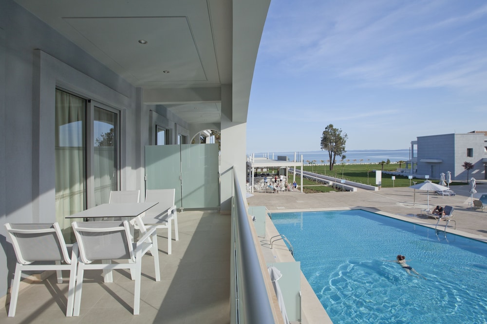 Blue Lagoon Princess - All Inclusive in Polygyros | Best Rates & Deals ...