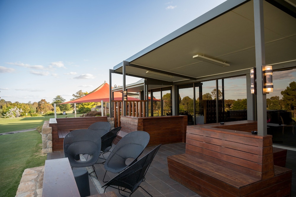 Bridges Villas at Cobram Barooga Golf Club in Barooga | Best Rates ...