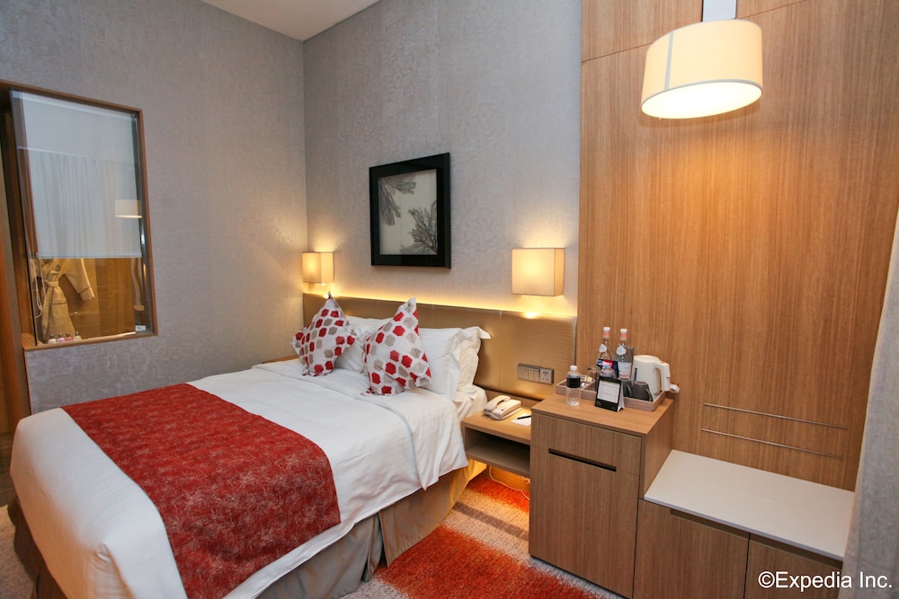 Momentus Hotel Alexandra in Singapore | Best Rates & Deals on Orbitz