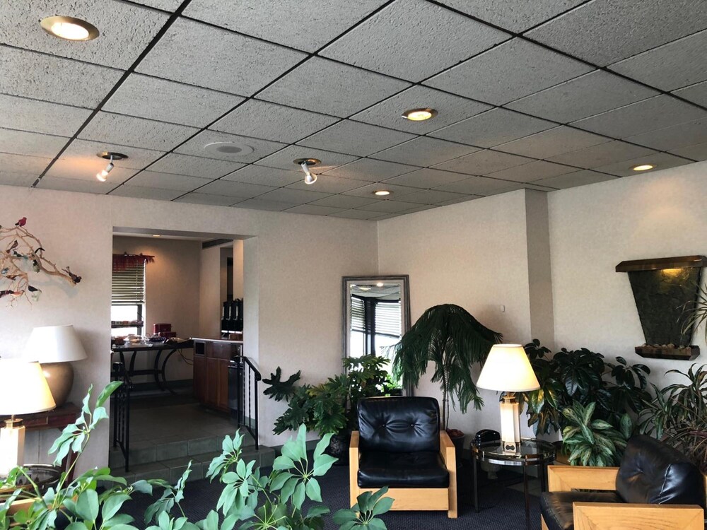 Gateway Inn: AU$183 Deals & Reviews (Merrick, USA) | Wotif