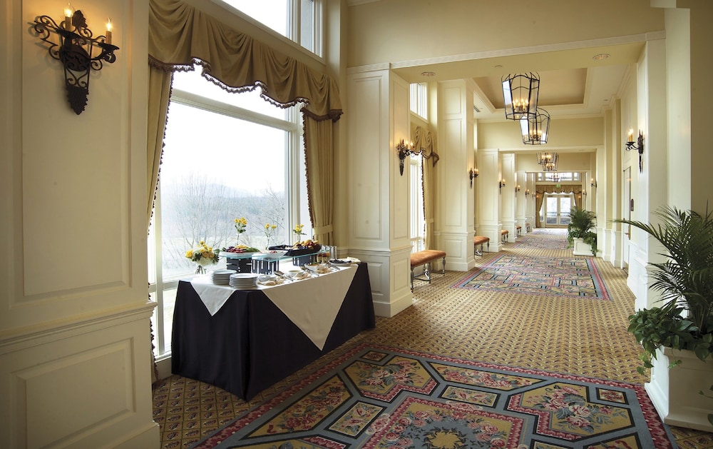 The Inn on Biltmore Estate in Asheville | Best Rates & Deals on Orbitz