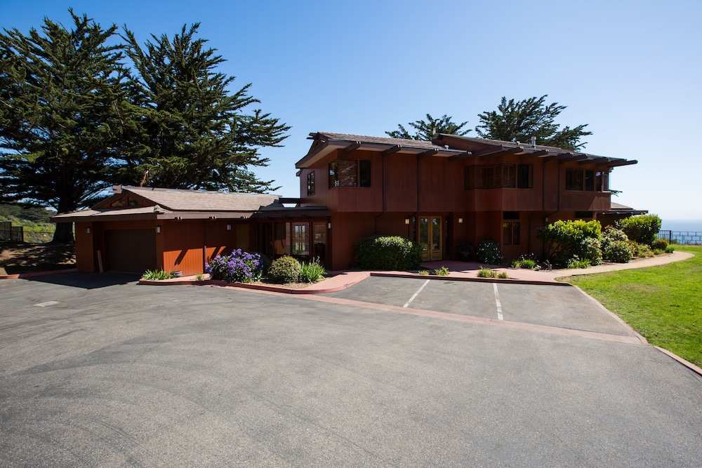Ragged Point Inn and Resort in San Simeon | Best Rates & Deals on Orbitz
