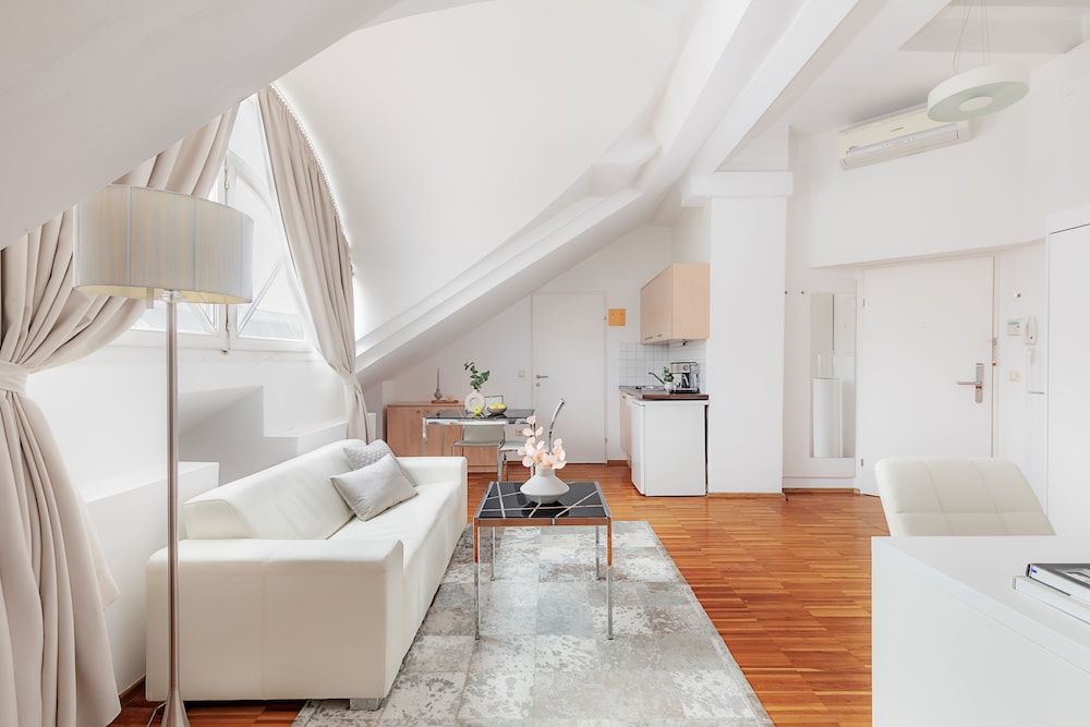 Room Deals for VISIONAPARTMENTS Marc-Aurel-Strasse - contactless check-in, Vienna starting at ...