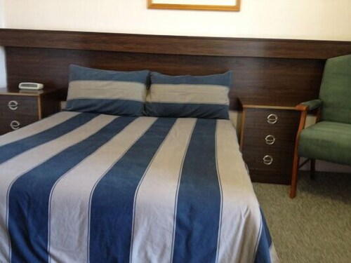 Fig Tree Motel: AU$93 Deals & Reviews (Narrandera, AUS) | Wotif